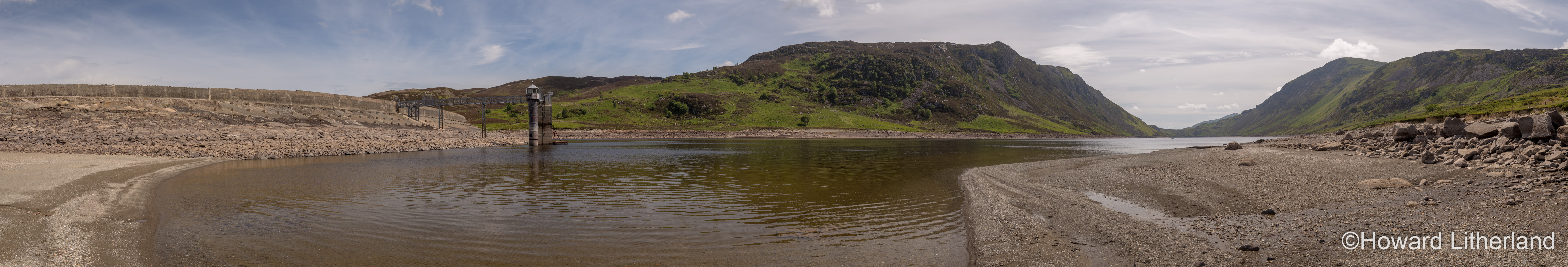 Llyn Cowlyd reservoir in the Snowdonia National Park, North Wales